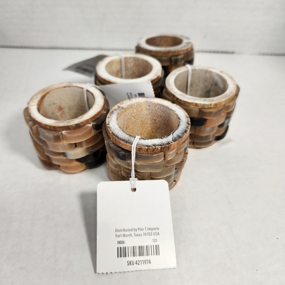 Pier 1 | Kitchen | Pier Bull Bone Segmented Checkered Napkin Rings Nwt ...
